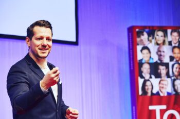 The Importance of Visual Aids – Public Speaking